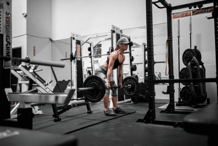 How to Body Recomp (Build Muscle While Losing Fat) - Wisely Natural